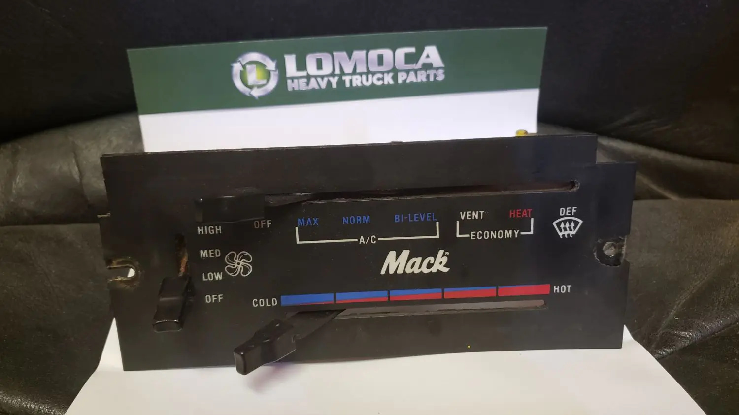 1998 Mack CH600 Dash Control Module - Lomoca Heavy Truck Parts