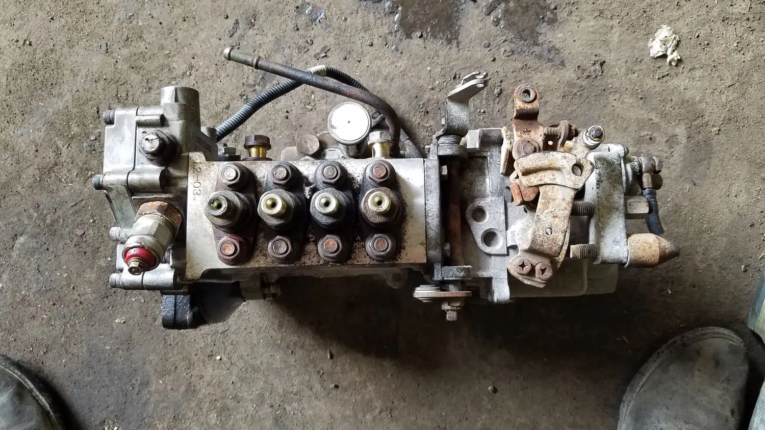 2001 Isuzu 4HE1-XS Fuel Injection Part For Sale - P/N 8972121820 ...
