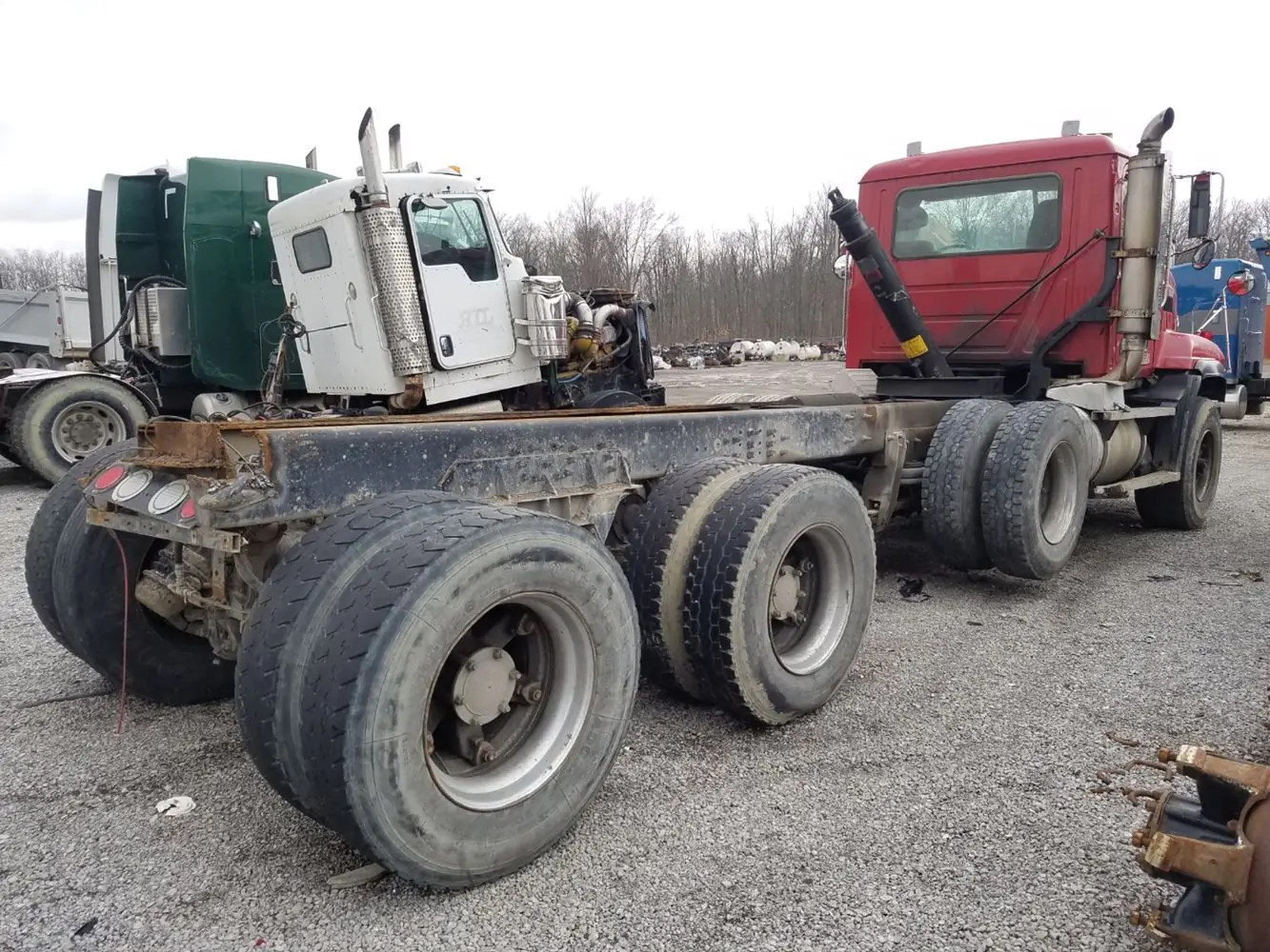 2001 Mack CL713 Axle Housings (Rear) - Lomoca Heavy Truck Parts