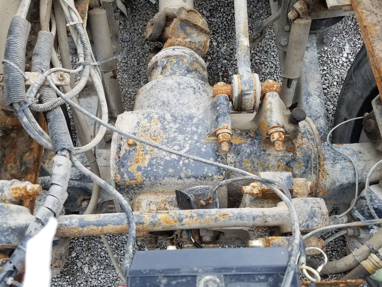 2001 Mack CL713 Axles, Complete Rear - Lomoca Heavy Truck Parts