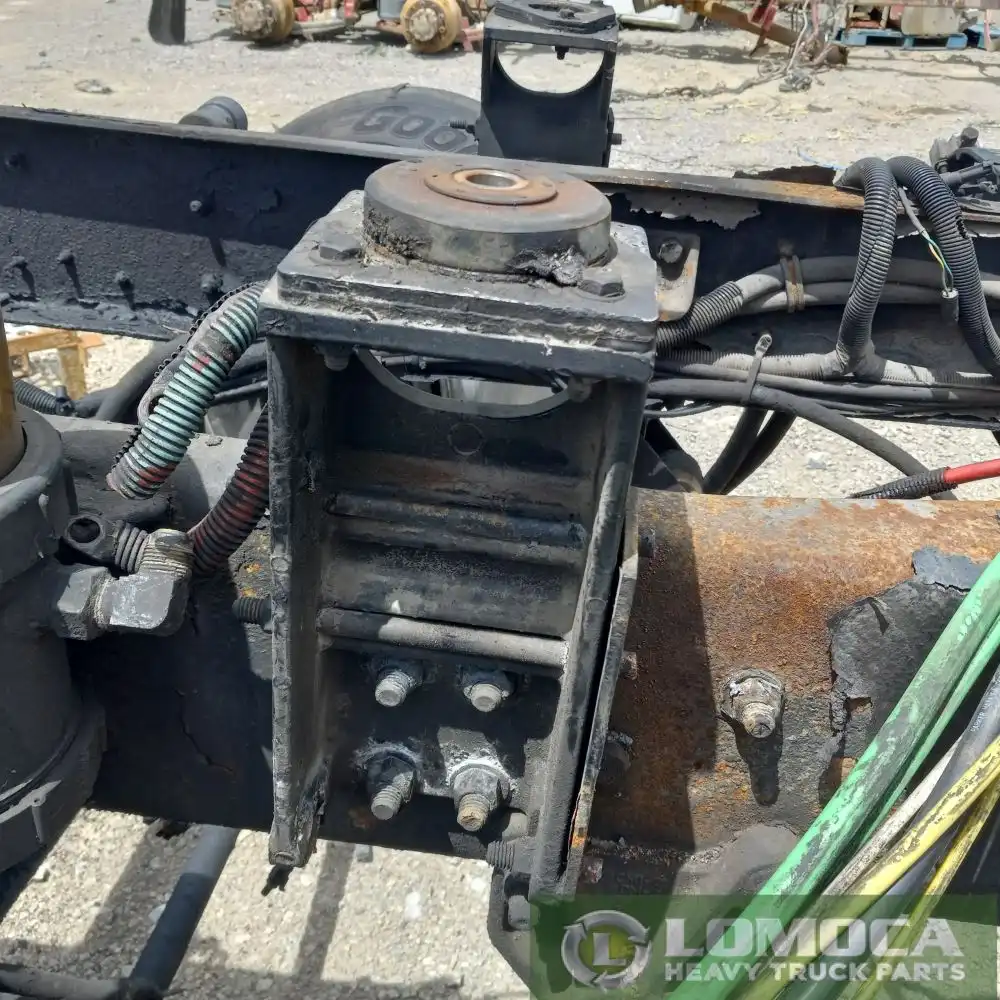 2002 Freightliner FLD120 Cab Mount - Lomoca Heavy Truck Parts