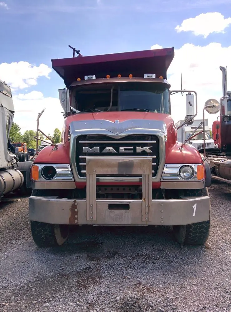 2005 Mack CV713 Granite - Lomoca Heavy Truck Parts