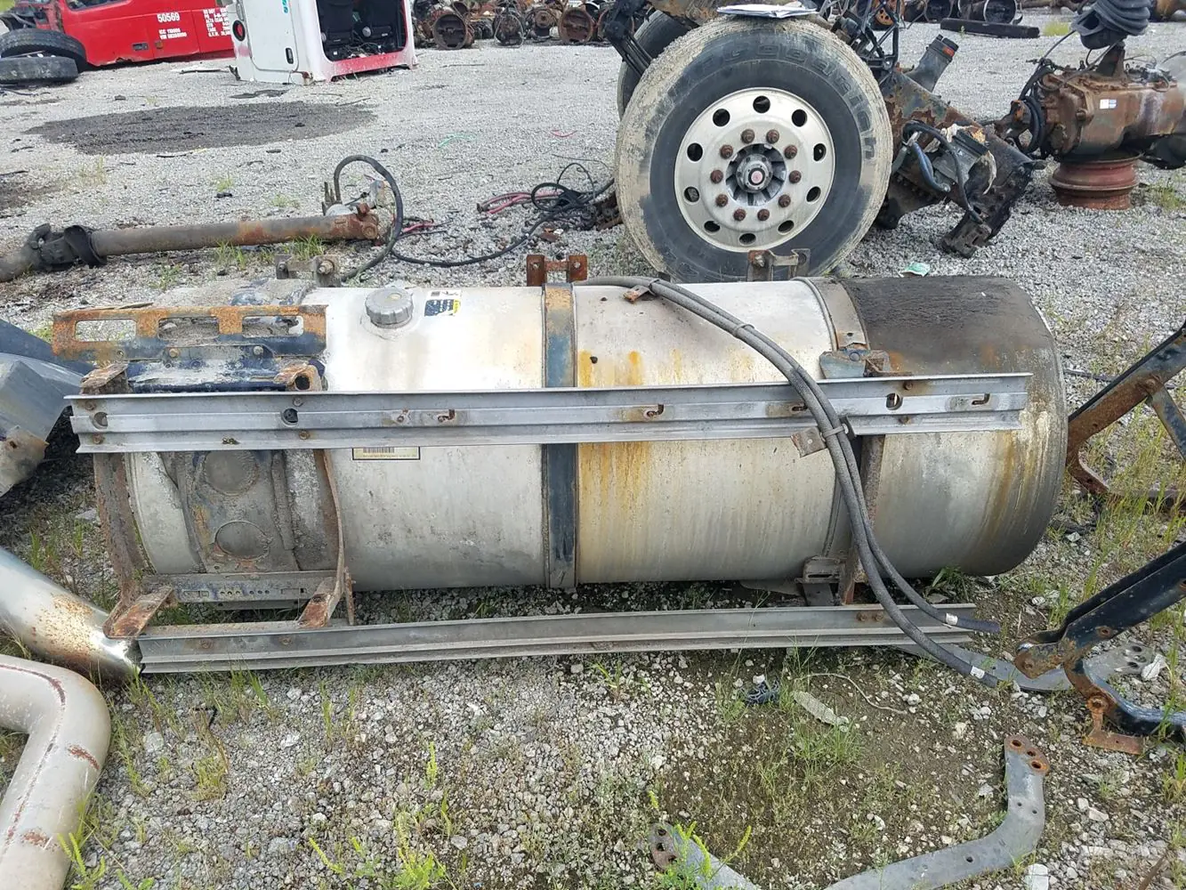 2005 Volvo VNL Fuel Tank - Lomoca Heavy Truck Parts