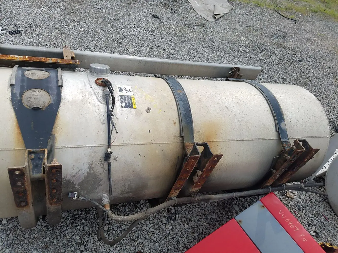 2005 Volvo VNL Fuel Tank - Lomoca Heavy Truck Parts