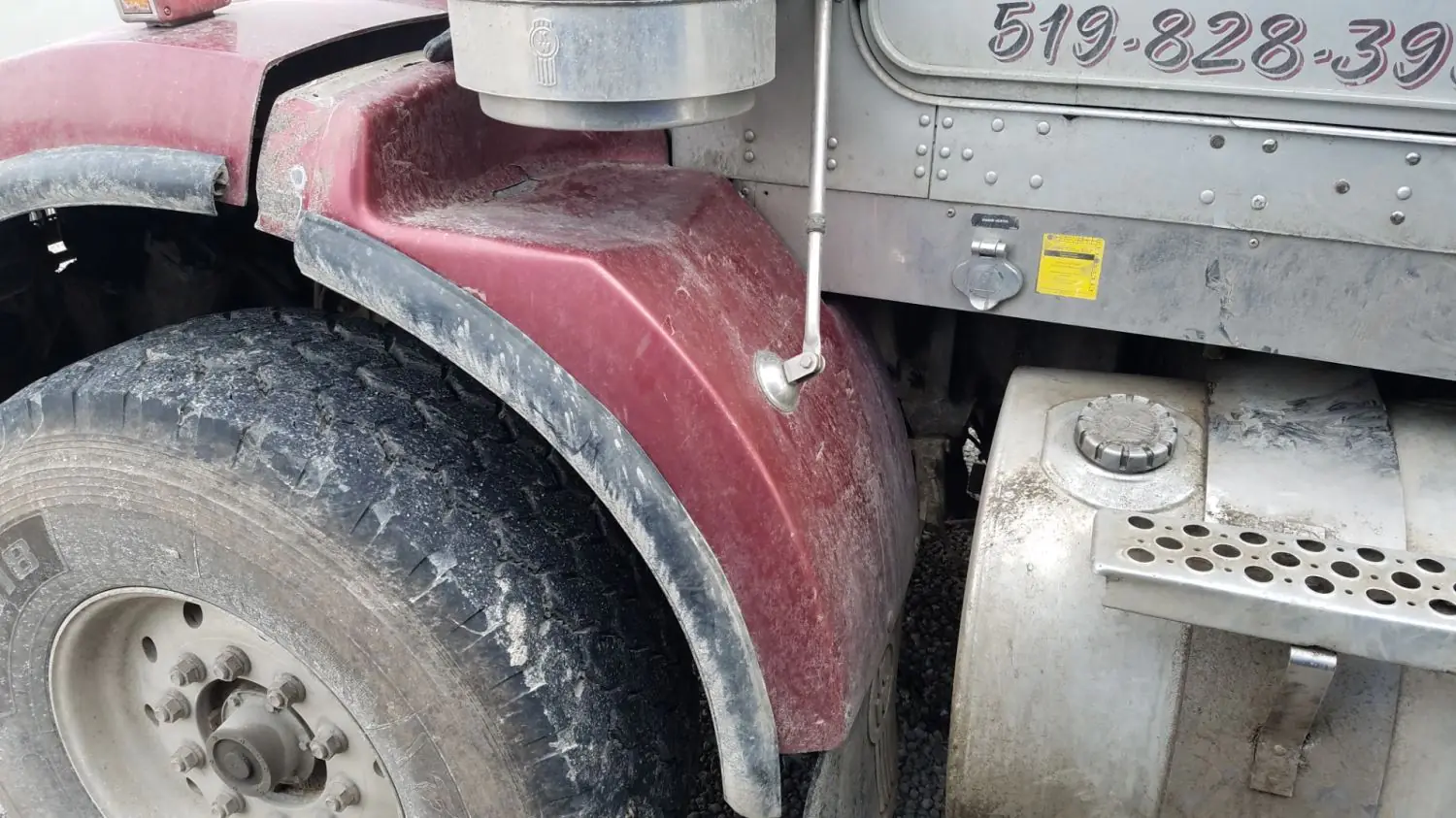 2006 Kenworth T800 Fender Extension - Lomoca Heavy Truck Parts