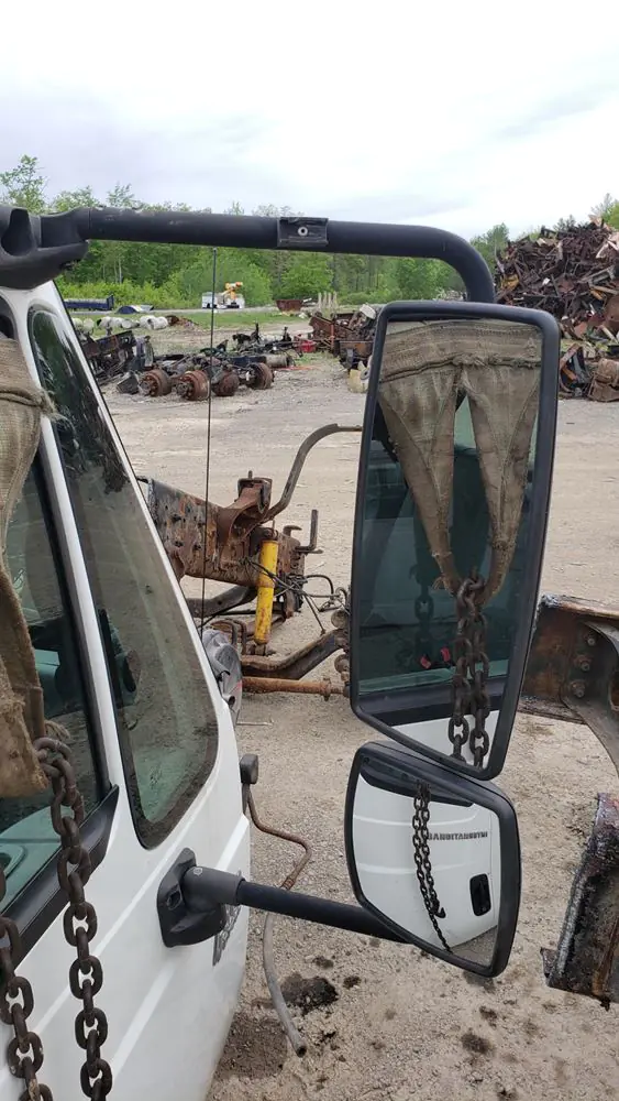 2007 International 4300 Side View Mirror - Lomoca Heavy Truck Parts