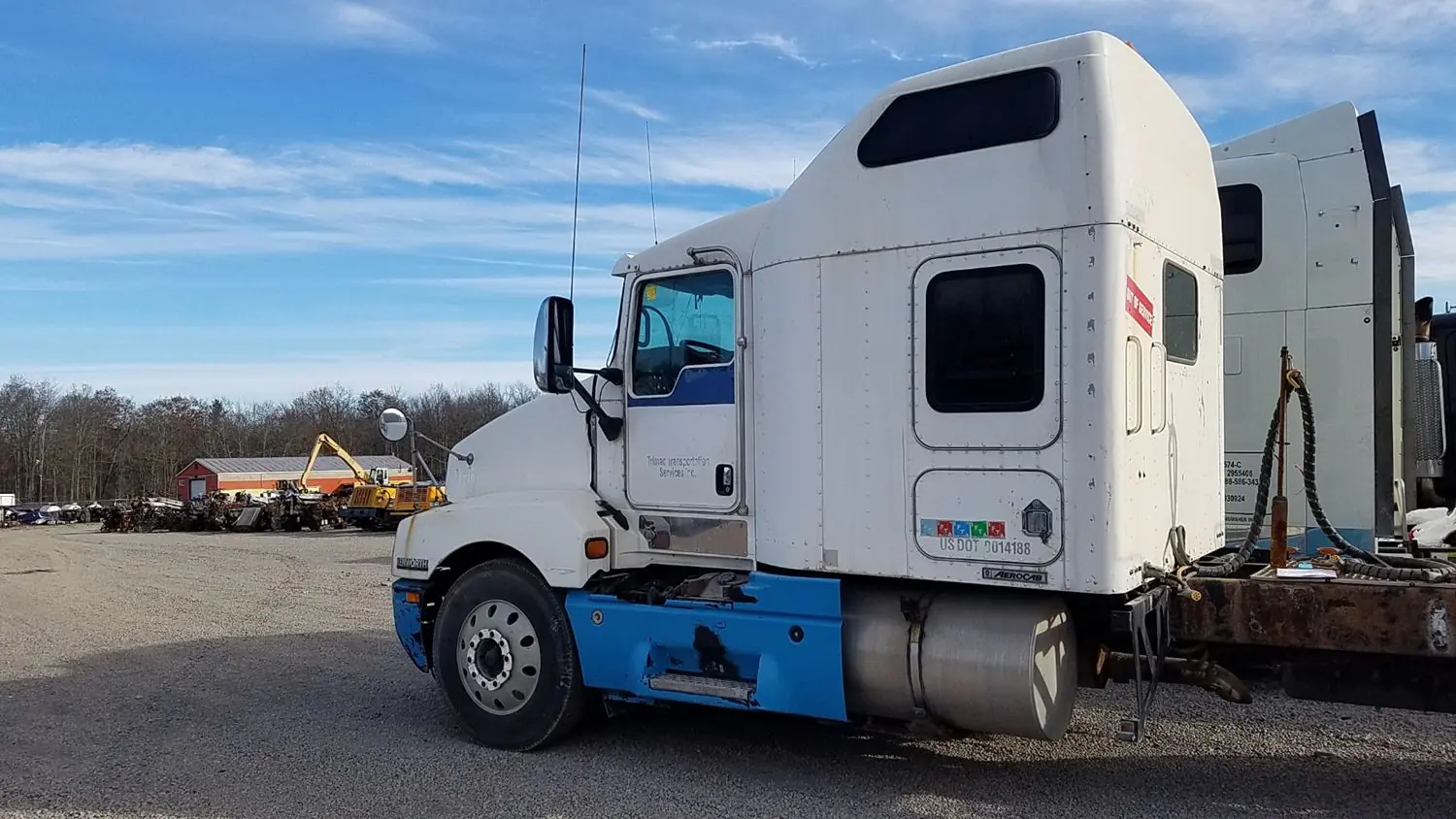 2007 Kenworth T600 - Lomoca Heavy Truck Parts