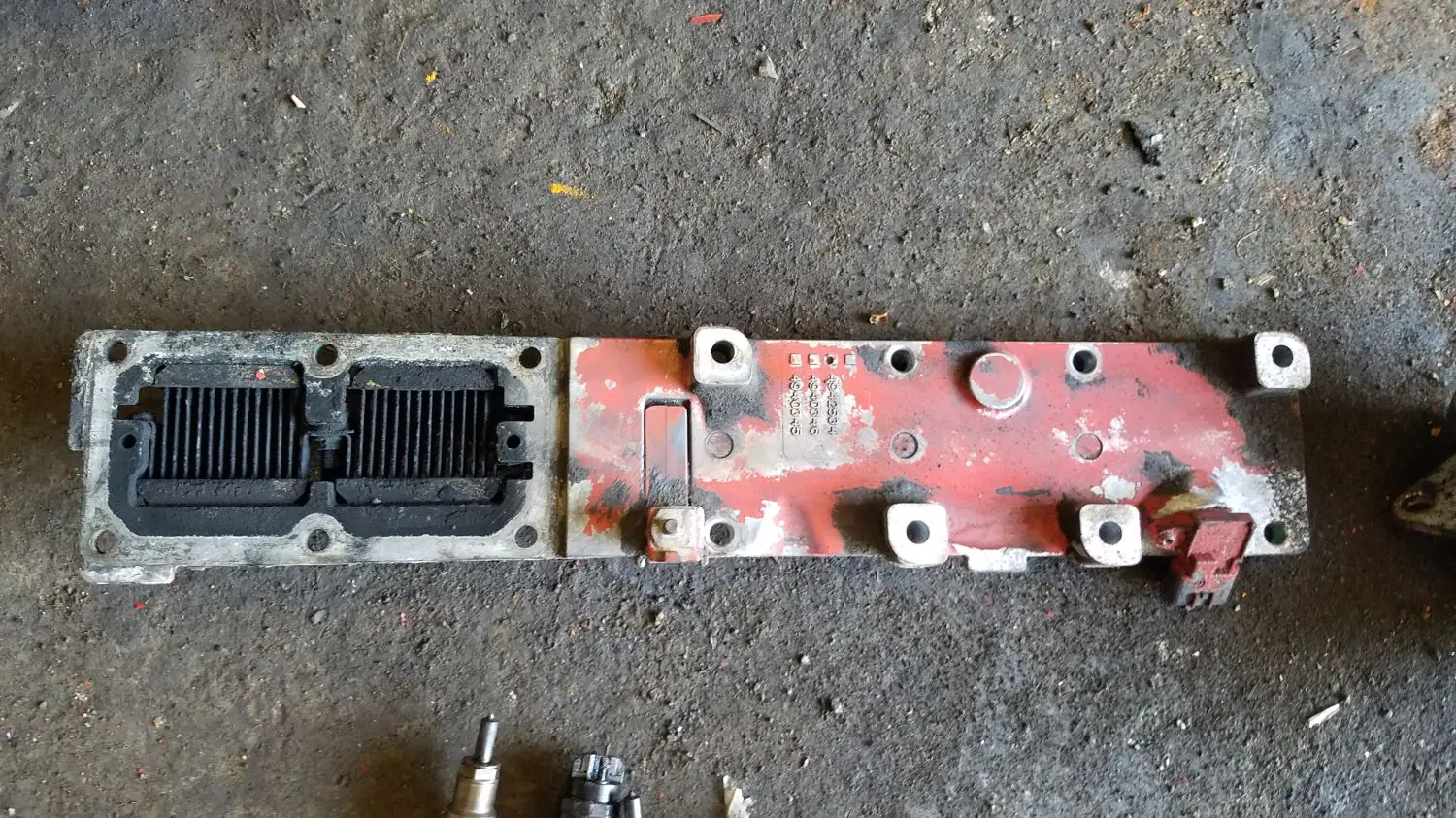 2008 Cummins ISB 200 Front Cover For Sale - P/N 4940346 - Lomoca Heavy ...