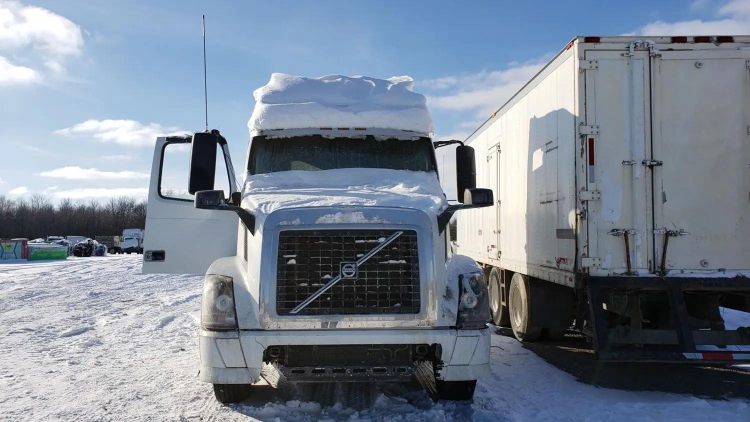 2013 Volvo Front Steer Axle For Sale - Lomoca Heavy Truck Parts