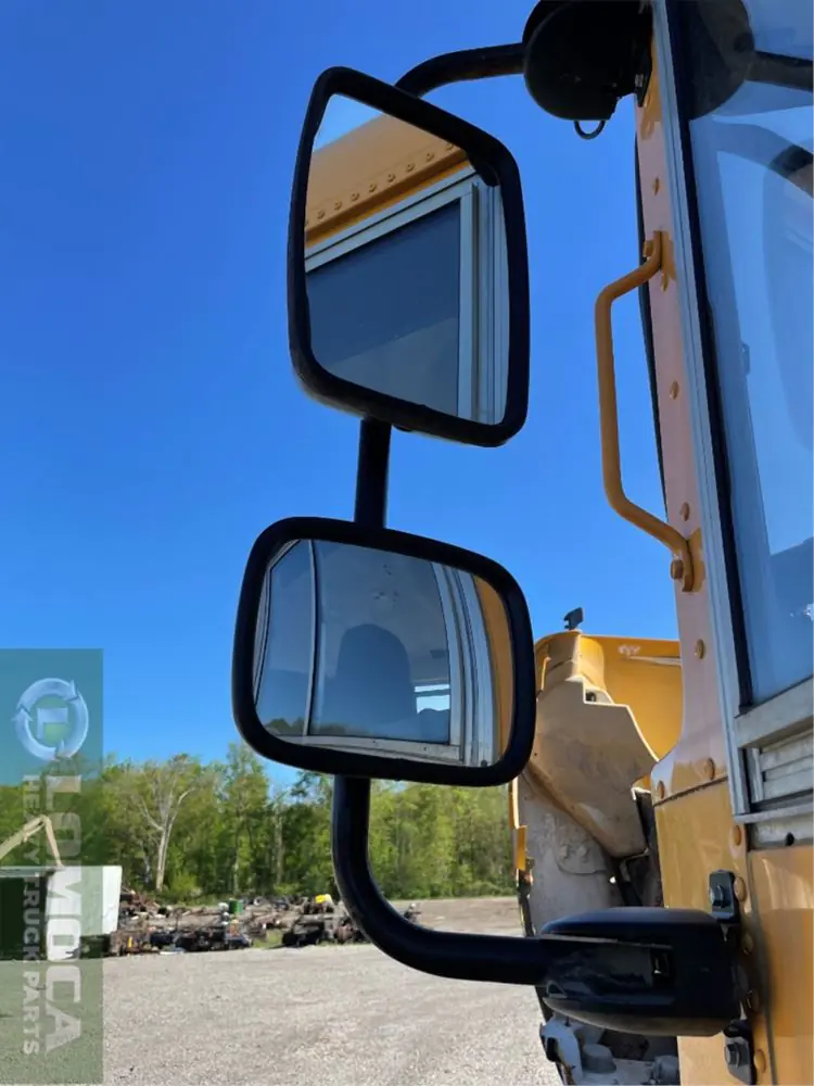 2014 International 3000 series (bus) Side View Mirror - Lomoca Heavy ...