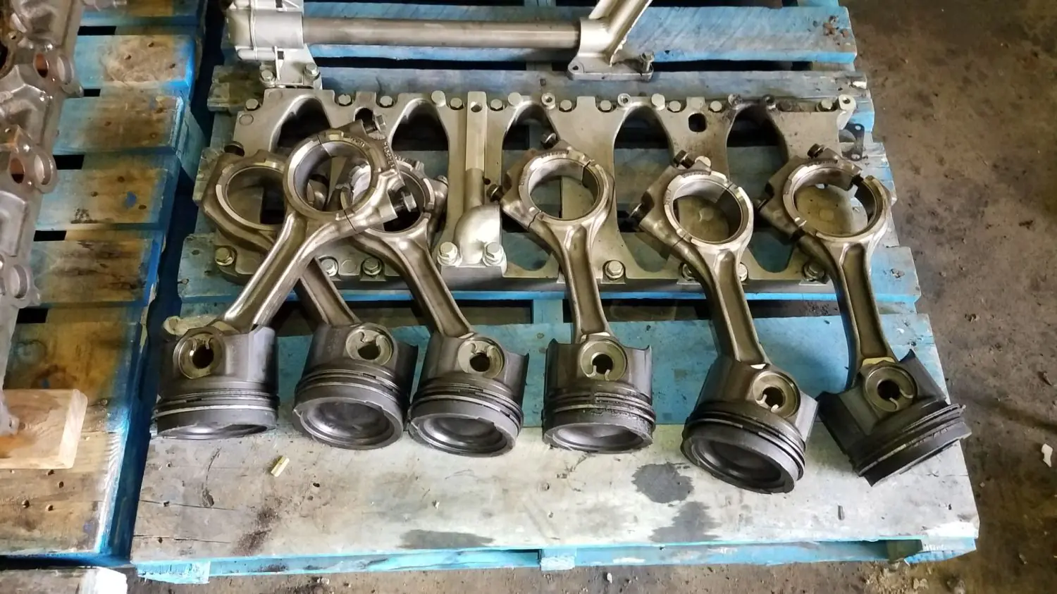 2014 PACCAR MX13 Pistons & Rod For Sale - P/N 1748014 - Lomoca Heavy ...