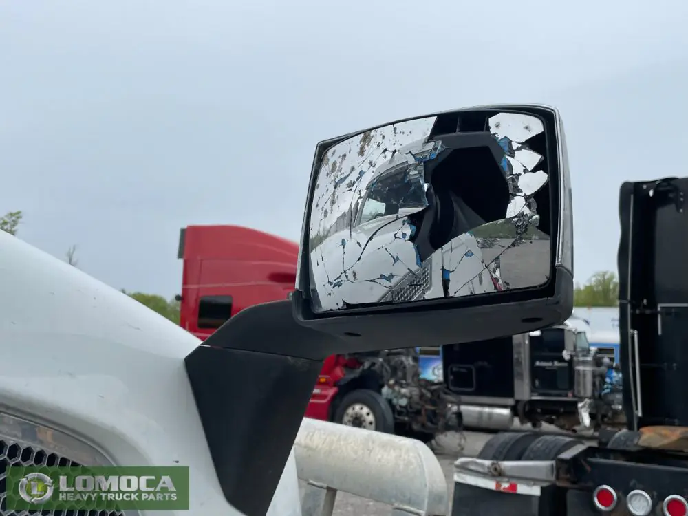 2014 Volvo VNL Hood Accessory - Lomoca Heavy Truck Parts