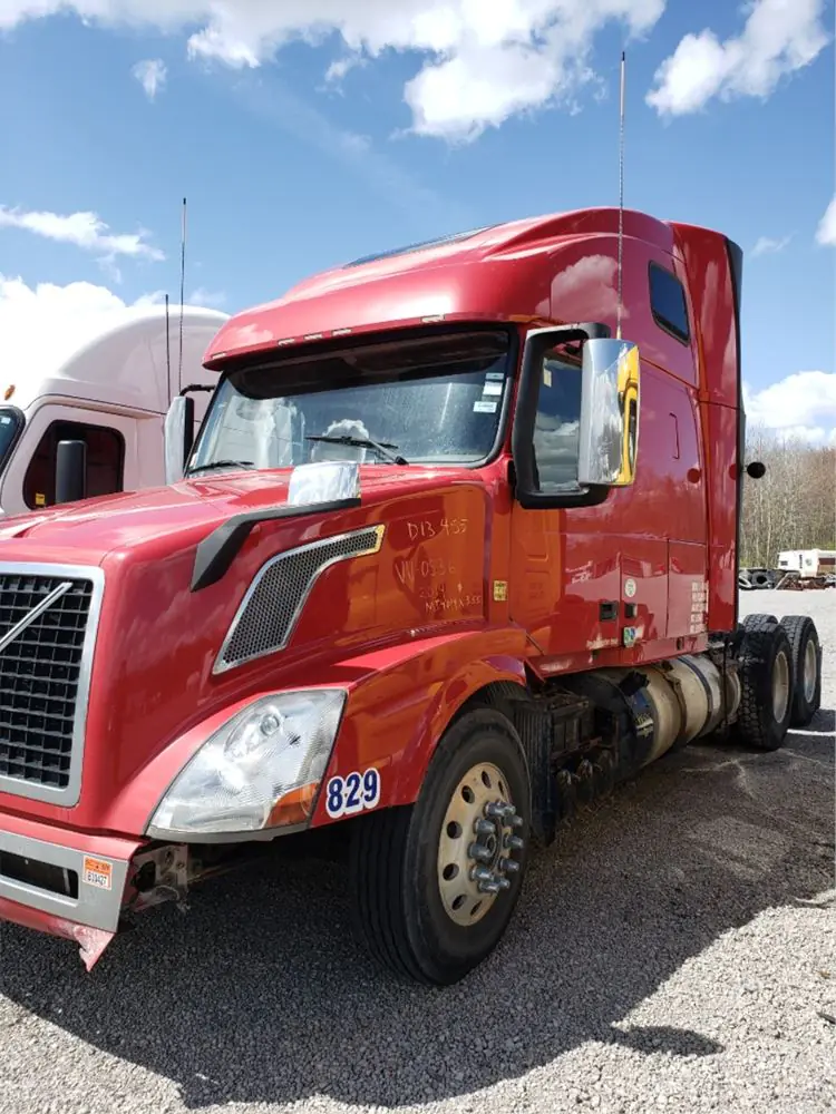 2014 Volvo VNL - Lomoca Heavy Truck Parts