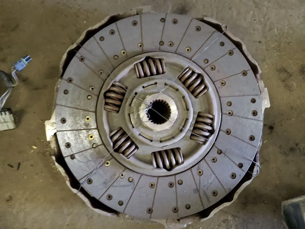 2015 Eaton/Fuller RTLO18918B Clutch Assembly For Sale - Lomoca Heavy ...