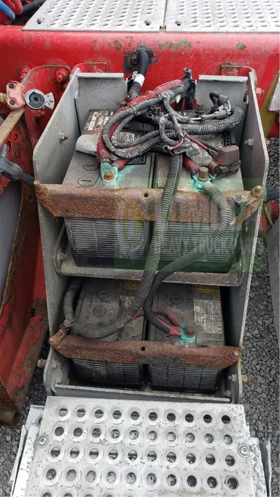 2015 International PROSTAR Battery Box - Lomoca Heavy Truck Parts