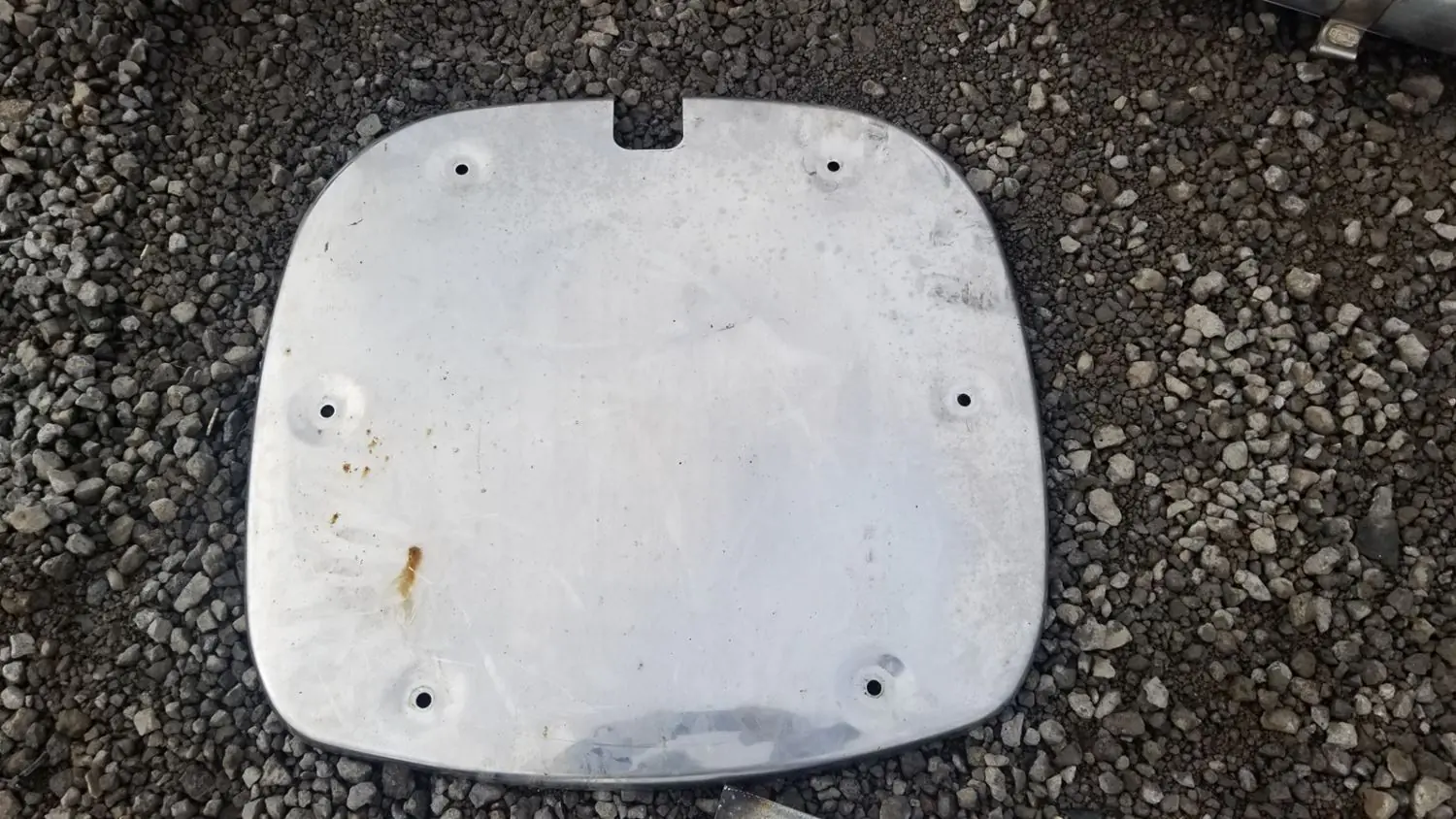 2017 Mack GU813 DEF Tank - Lomoca Heavy Truck Parts