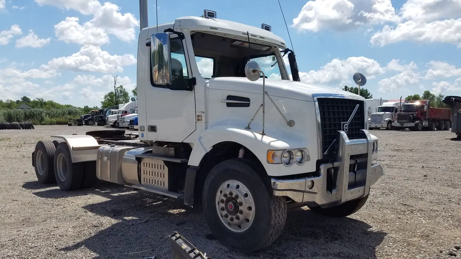 2017 Volvo VHD Front Axles, Complete - Lomoca Heavy Truck Parts