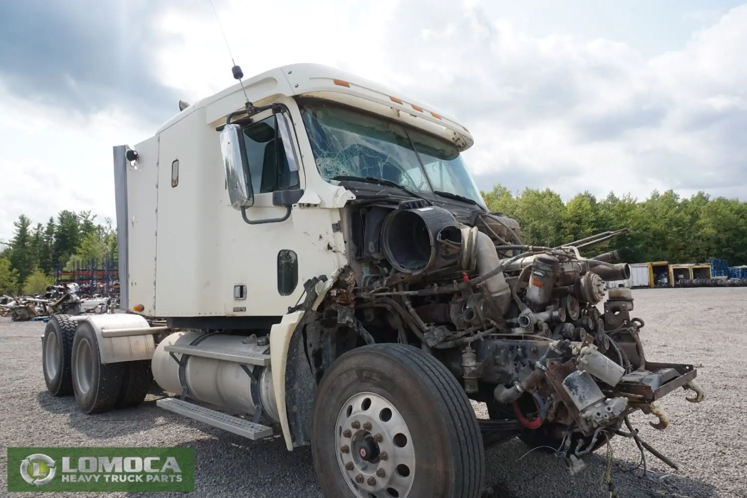 2003 Freightliner COLUMBIA 120 Fender Extension - Lomoca Heavy Truck Parts