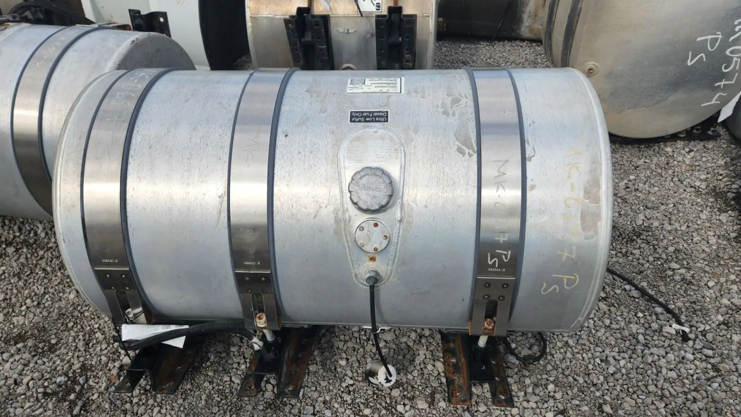 2020 Mack Anthem Fuel Tank - Lomoca Heavy Truck Parts