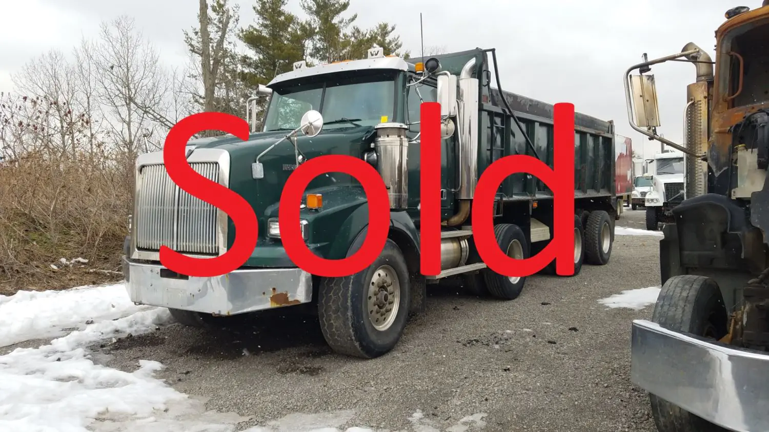 2001 Western Star 4900FA - Lomoca Heavy Truck Parts