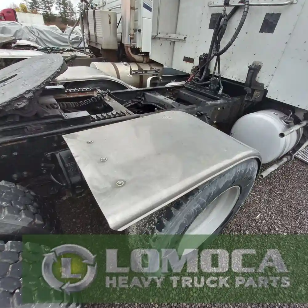 2007 Peterbilt 386 Rear Quarter Fender - Lomoca Heavy Truck Parts