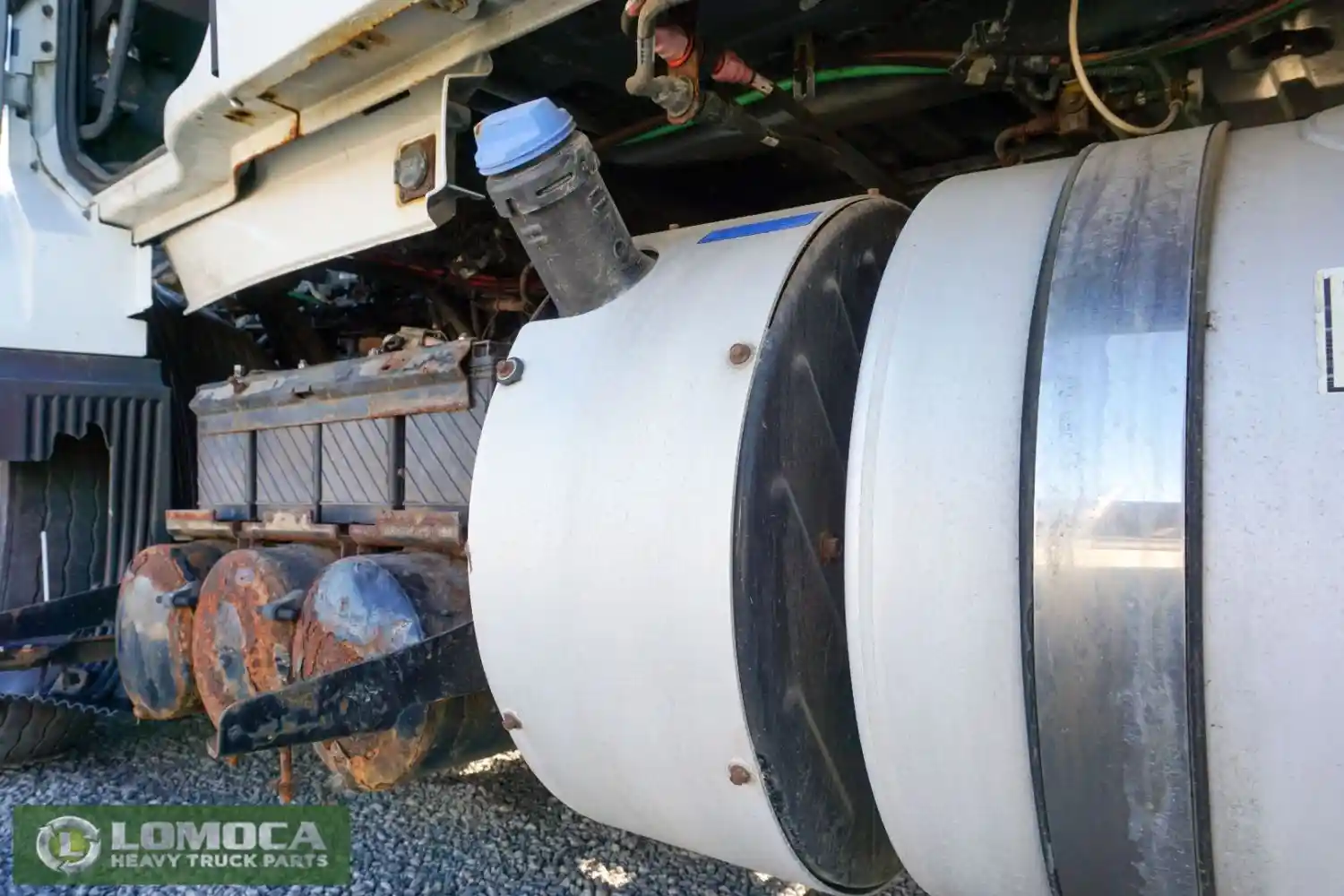 2014 Volvo VNL DEF Tank - Lomoca Heavy Truck Parts