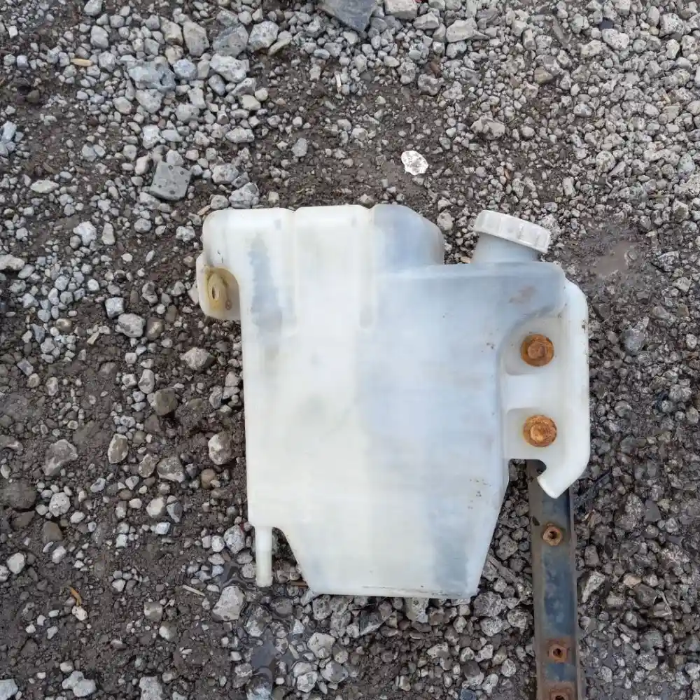 2007 Mitsubishi FE85D Radiator Overflow Bottle - Lomoca Heavy Truck Parts