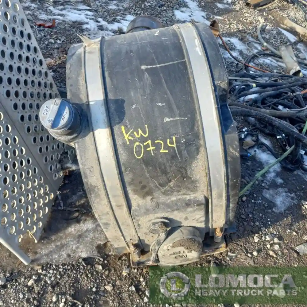2015 Kenworth T680 DEF Tank - Lomoca Heavy Truck Parts