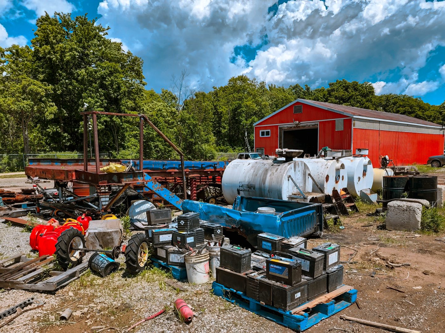 The History of Scrap Yards in Society - Lomoca Heavy Truck Parts