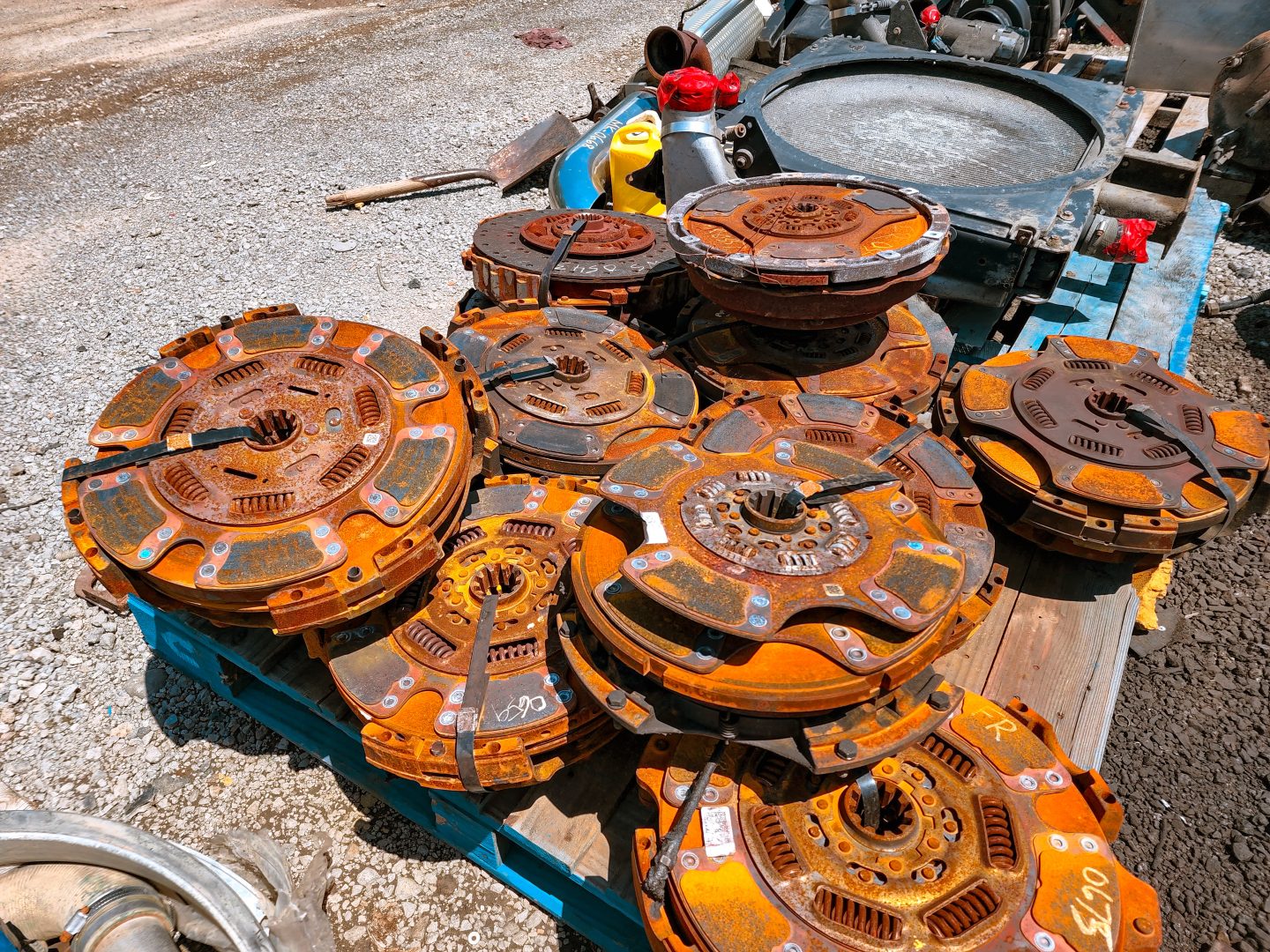 Must Know Tips About Buying Used Parts - Lomoca Heavy Truck Parts