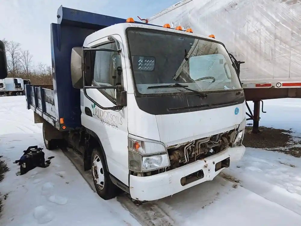 2010 Mitsubishi FE85D - Lomoca Heavy Truck Parts