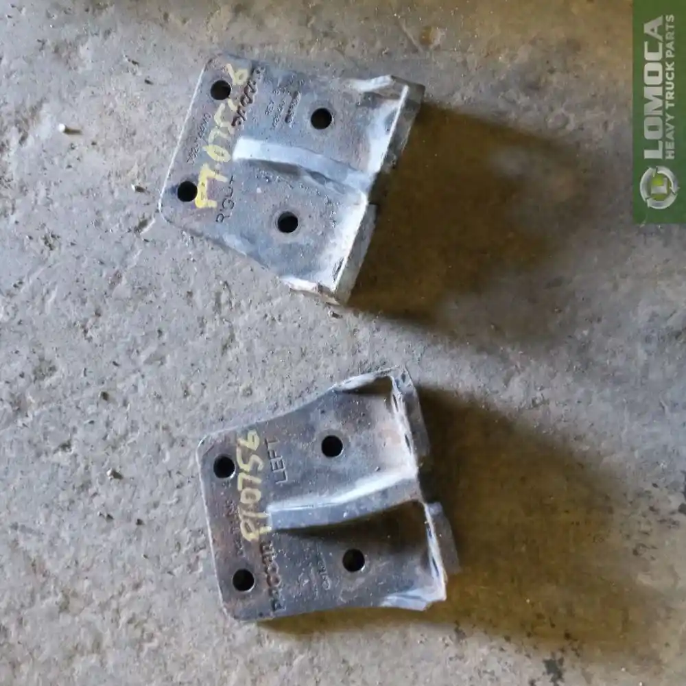 2016 Peterbilt 579 Cab Mount - Lomoca Heavy Truck Parts