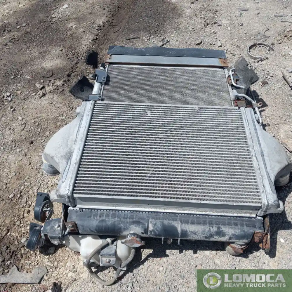 2018 Hino 338 Radiator - Lomoca Heavy Truck Parts