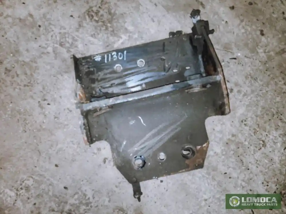 2010 Kenworth T800 Bracket - Lomoca Heavy Truck Parts