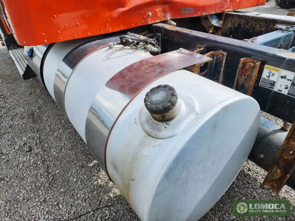 2016 Kenworth T800 Fuel Tank - Lomoca Heavy Truck Parts