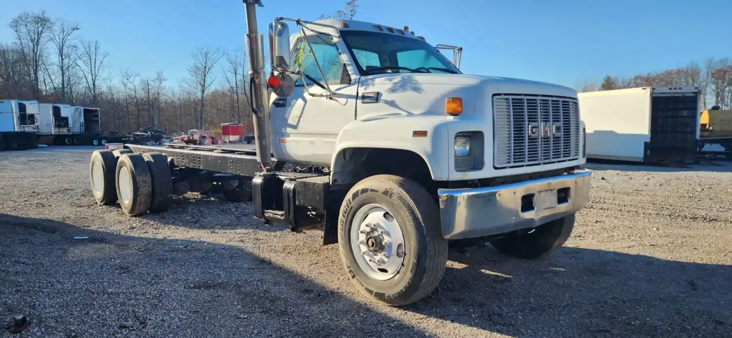 2000 GMC C7500 - Lomoca Heavy Truck Parts