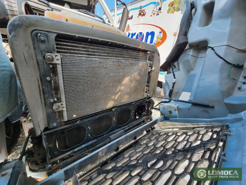 2021 Volvo VNL Radiator - Lomoca Heavy Truck Parts
