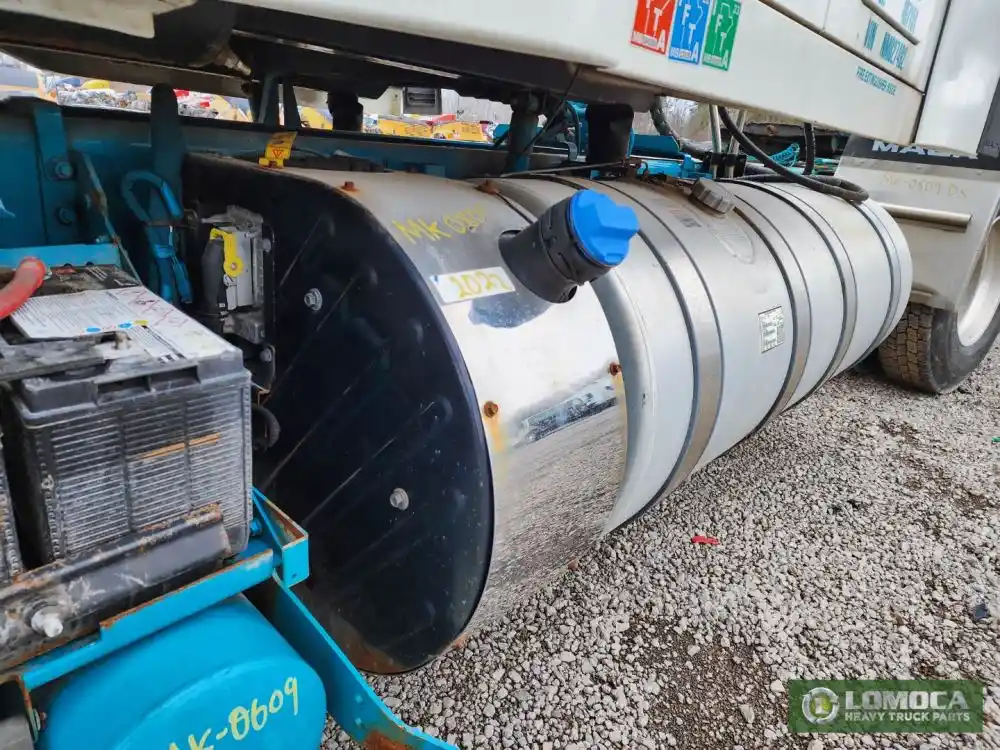 2022 Mack Anthem DEF Tank - Lomoca Heavy Truck Parts