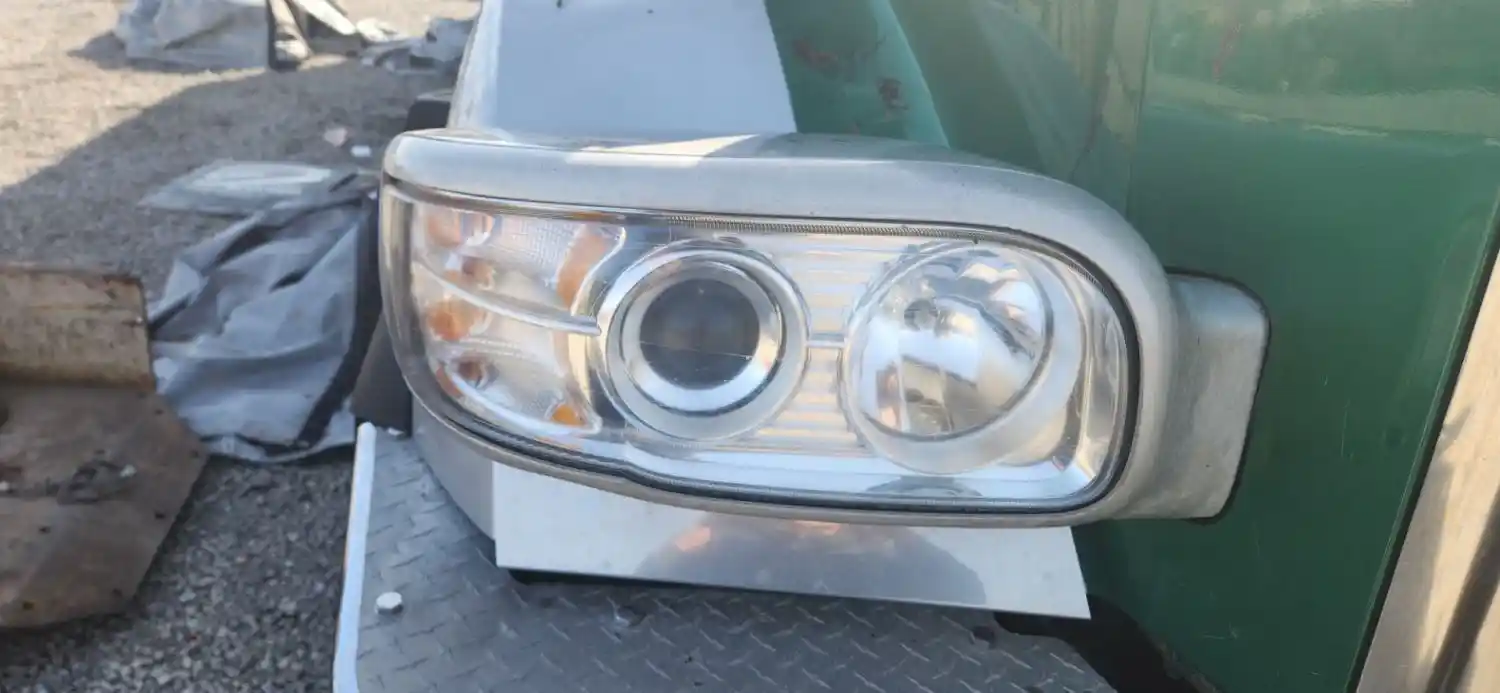 2019 Peterbilt 567 Headlamp Assembly - Lomoca Heavy Truck Parts