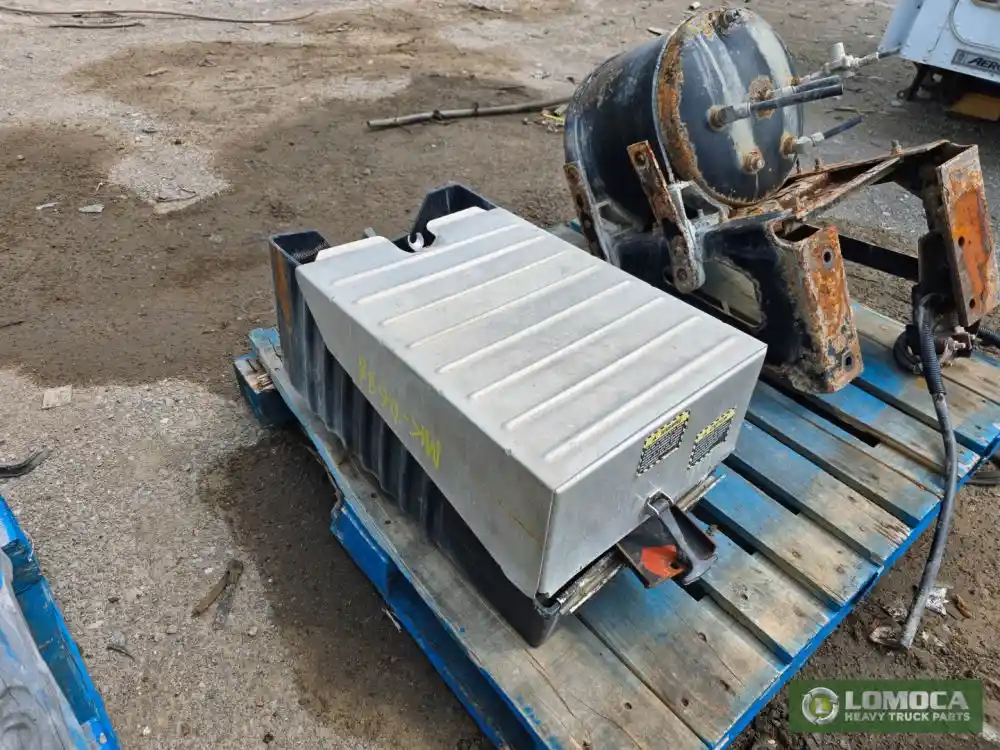 2004 Mack CV713 Granite Battery Box - Lomoca Heavy Truck Parts