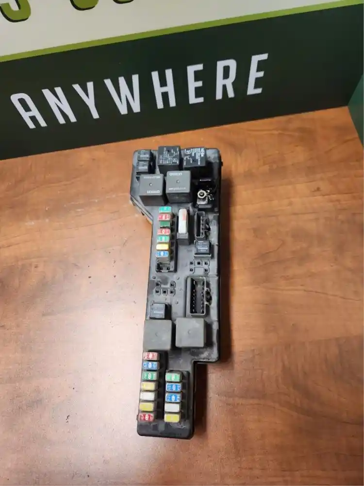 2009 Mack GU813 Fuse Box - Lomoca Heavy Truck Parts