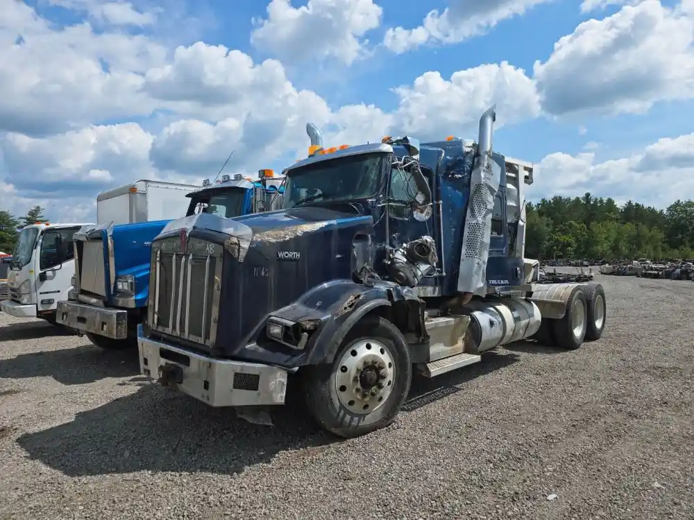 2016 Kenworth T800 - Lomoca Heavy Truck Parts