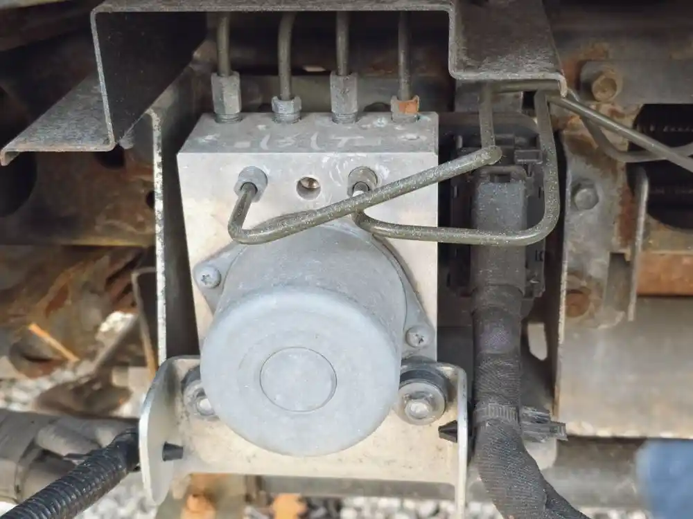 2022 Isuzu NPR/NPR-HD ABS Brake Pump For Sale - Lomoca Heavy Truck Parts