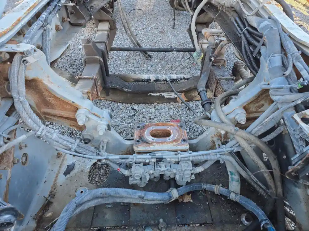 2016 Mack MP7 Engine Mount For Sale - P/N 100L5194M2 - Lomoca Heavy ...