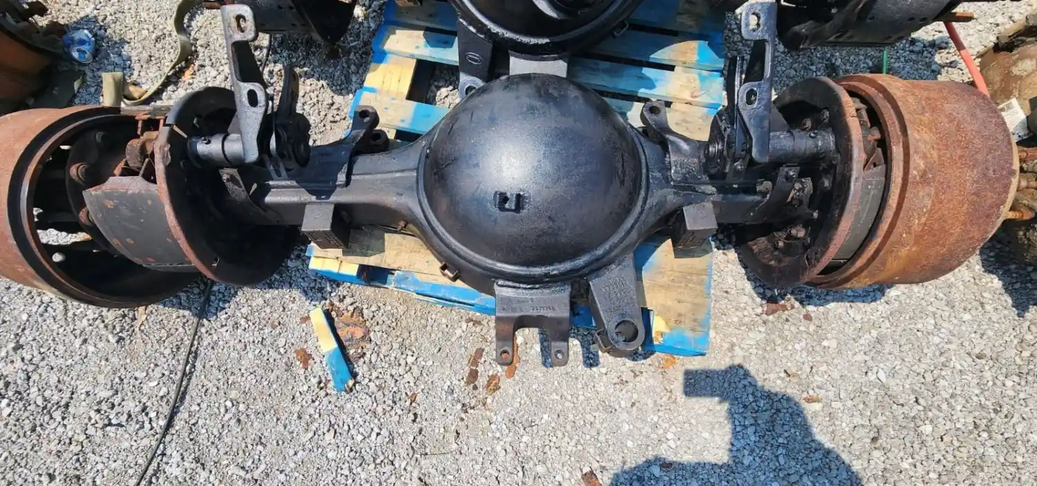 2018 Peterbilt 567 Axle Housings (Rear) - Lomoca Heavy Truck Parts